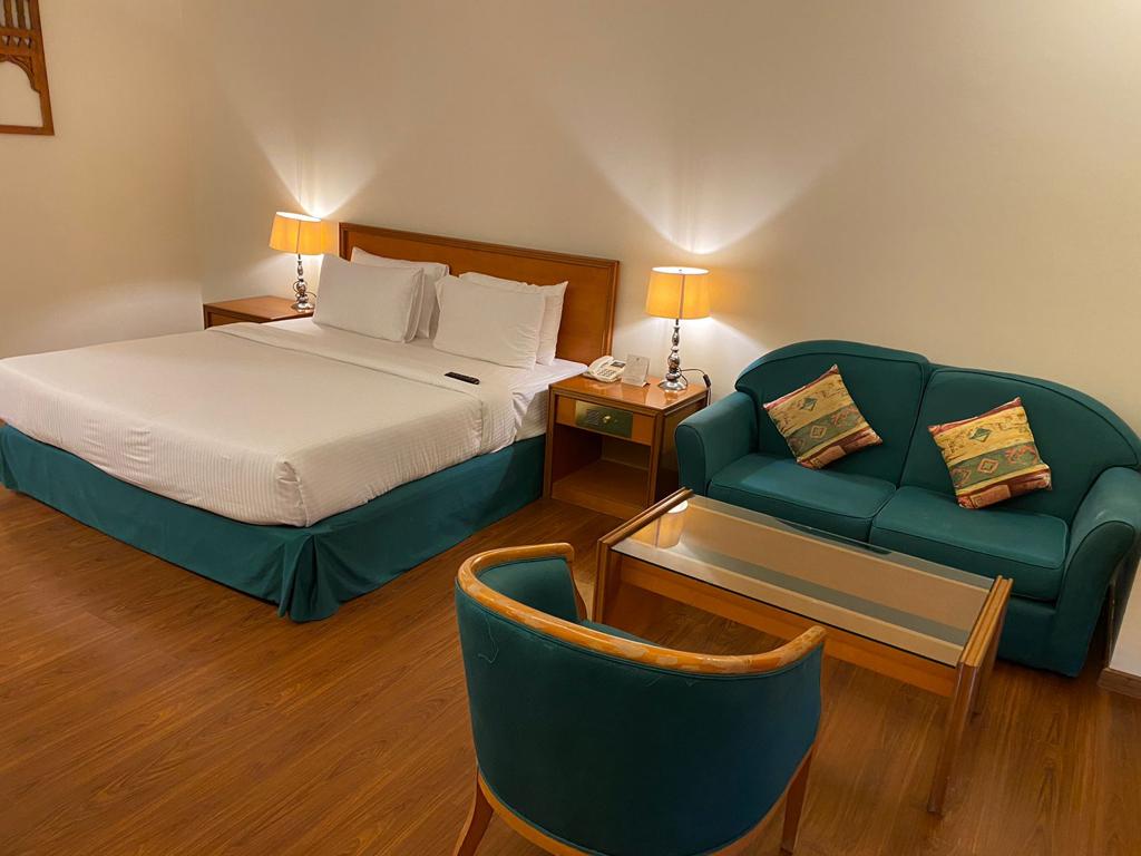 Hamdan Plaza - Luxury Hotel Booking